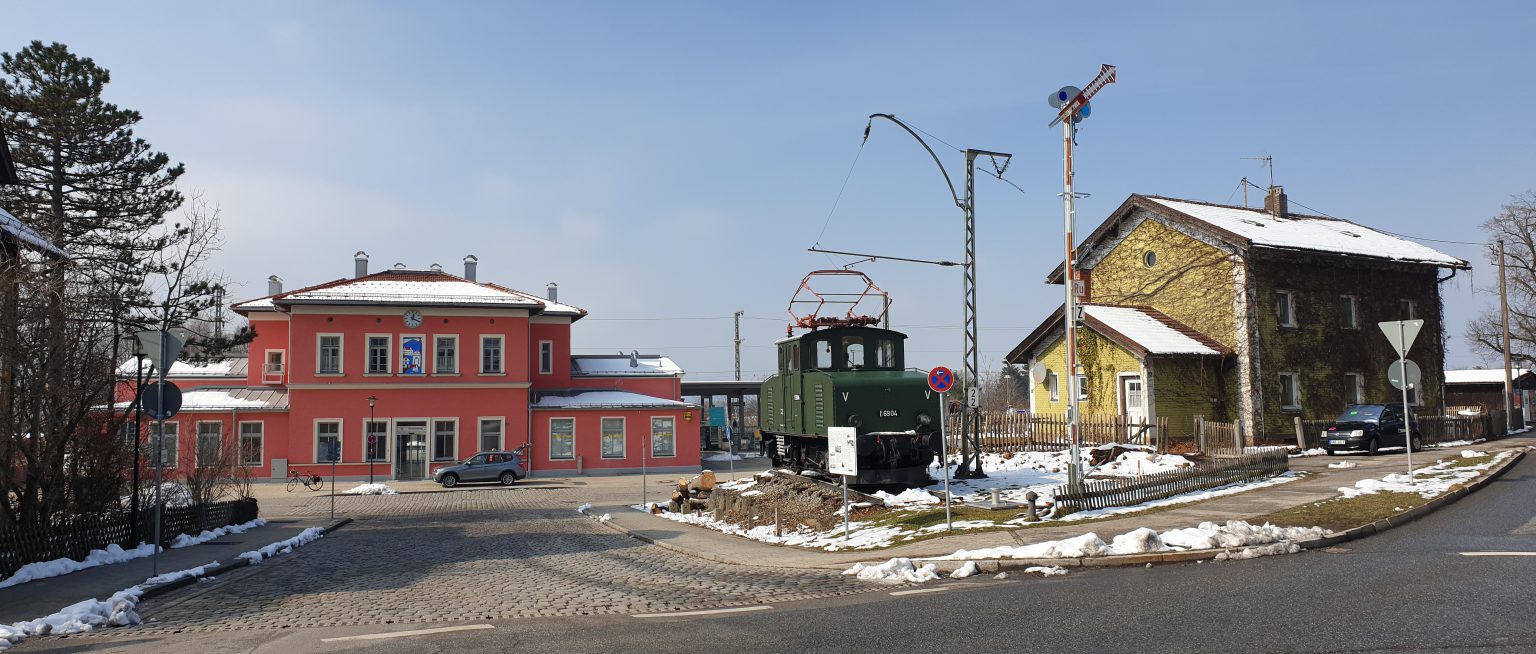 Johanna sagt erstmal "Servus" - KURATORIUM E 69 04 für den Erhalt des historischen Lokdenkmals ...
